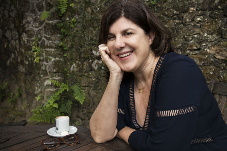 Autora de "Rock Story" revela que diretor "se apaixonou" por atriz e ...