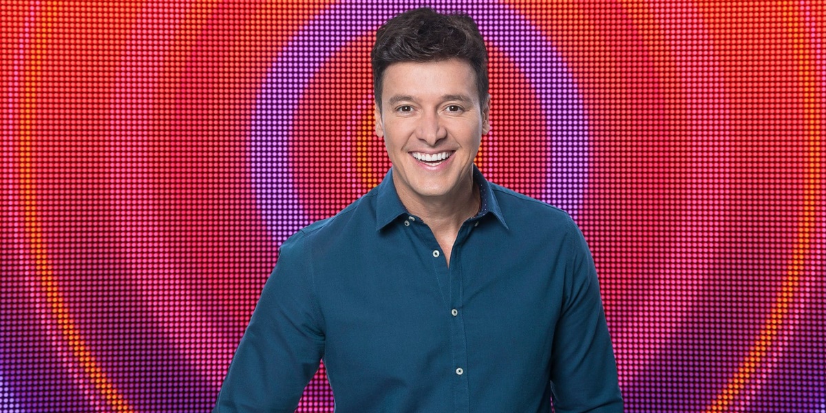 Rodrigo Faro bate de frente com a Record e encara demissão cruel Rodrigo Faro bate de frente com a Record e encara demissão cruel