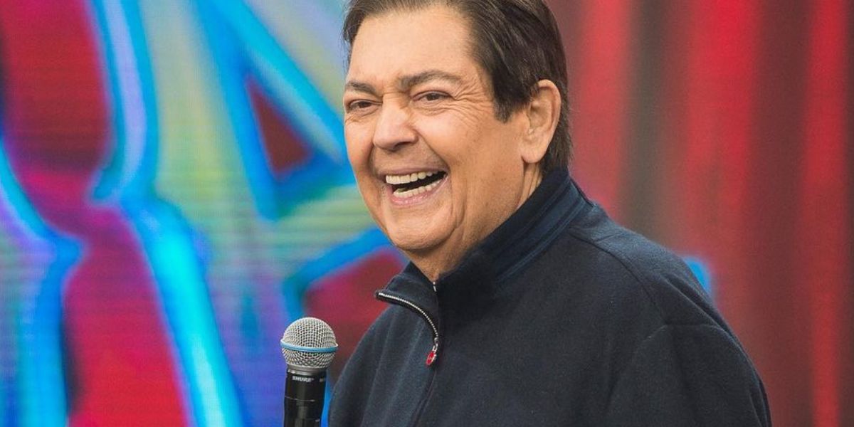 "Aviso importante", Faustão na Band faz comunicado sobre mudança em seu ...