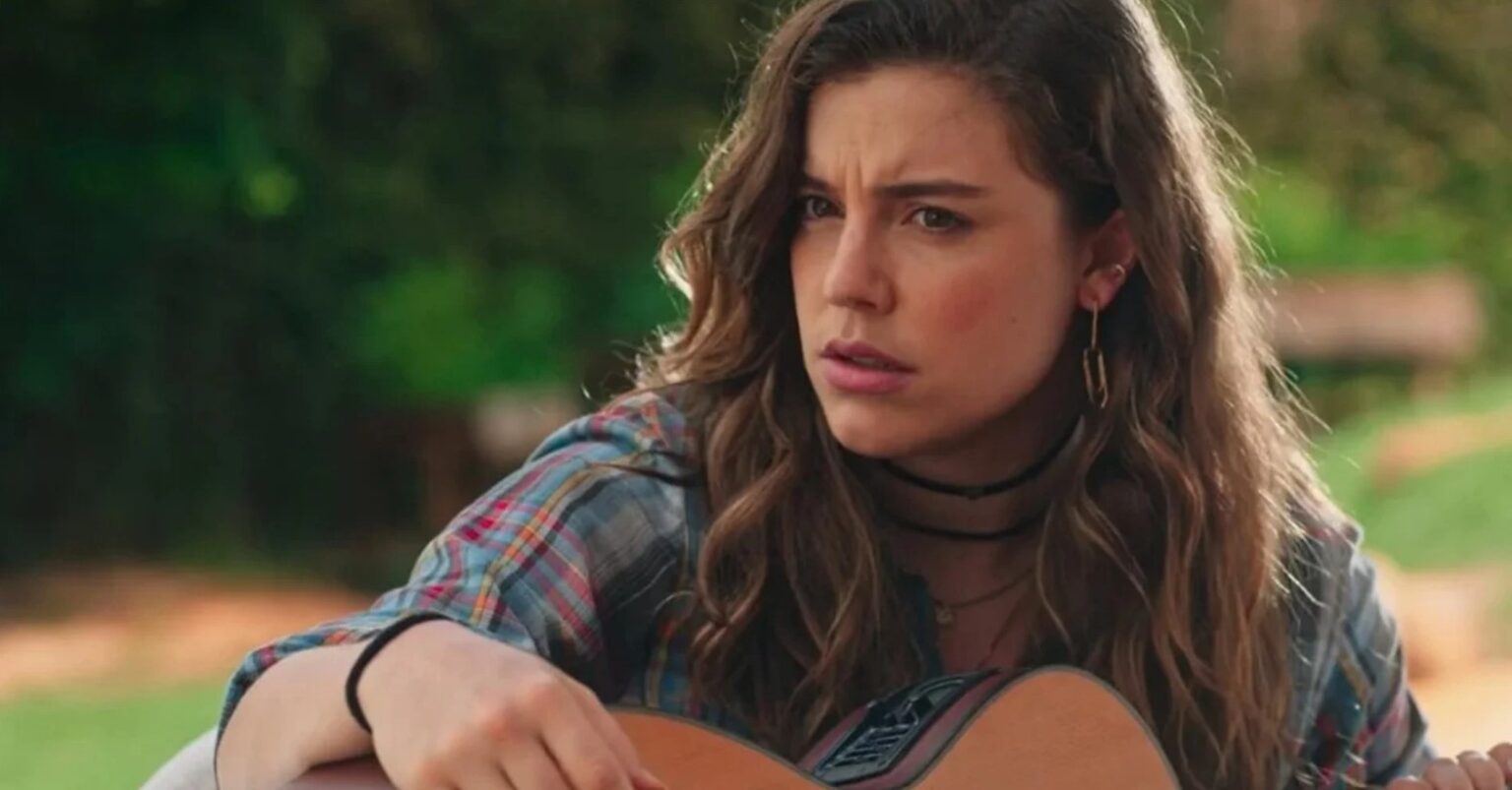 Alice Wegmann: conheça detalhes sobre a vida e carreira da atriz