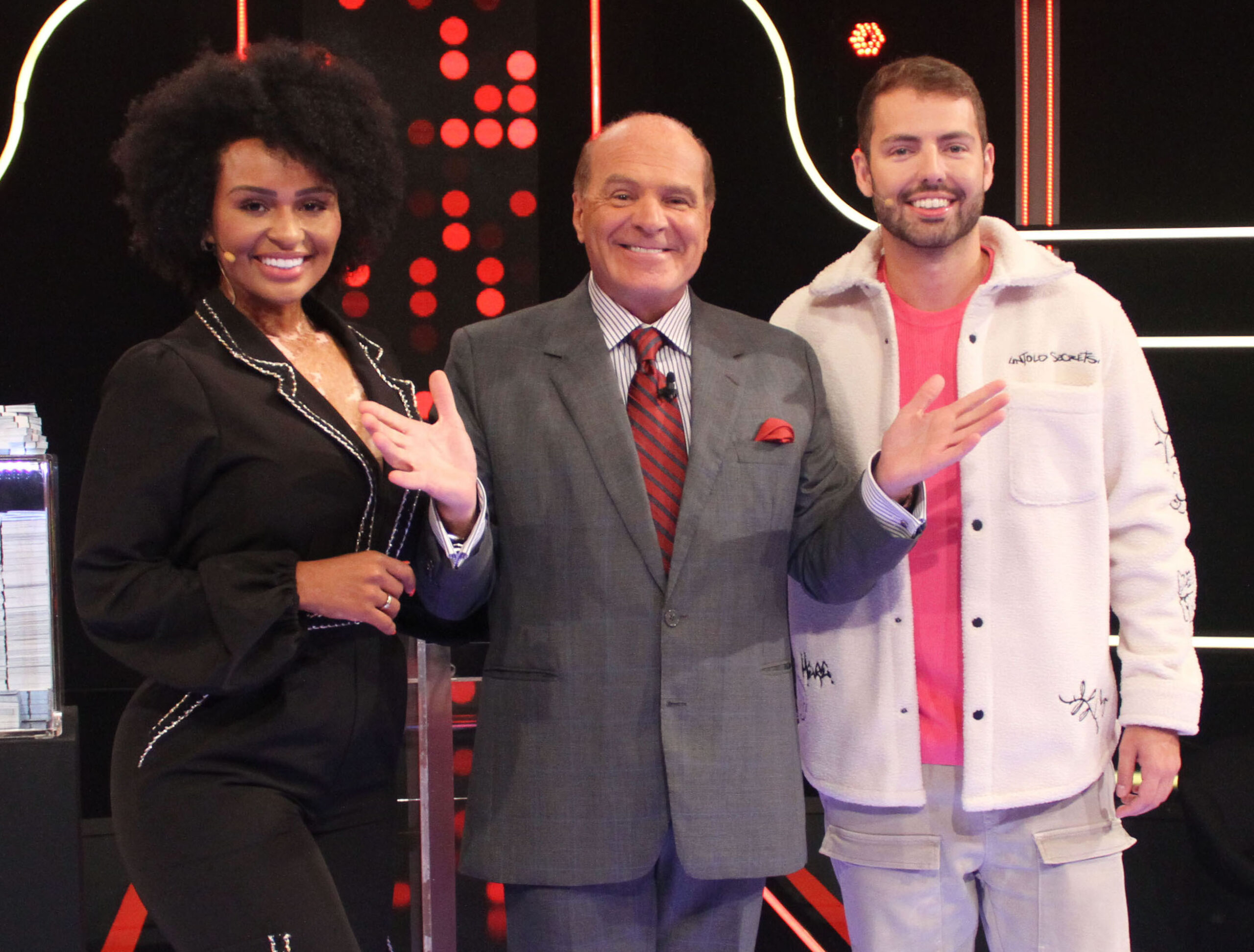 Matheus Costa e Natália Deodato participam do ‘Mega Senha Power’