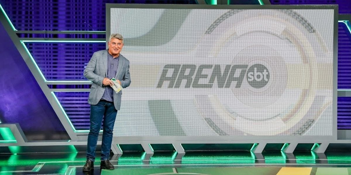 Cleber Machado entrevista técnico do Santos e recebe PVC no “Arena SBT ...