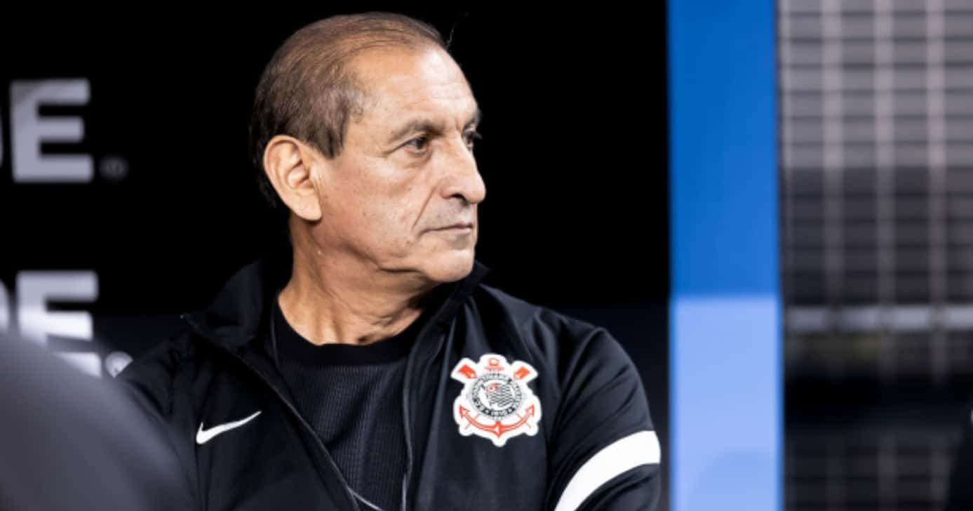 Craque esnobando dá veredito sobre saída de Corinthians Craque esnobando dá veredito sobre saída de Corinthians