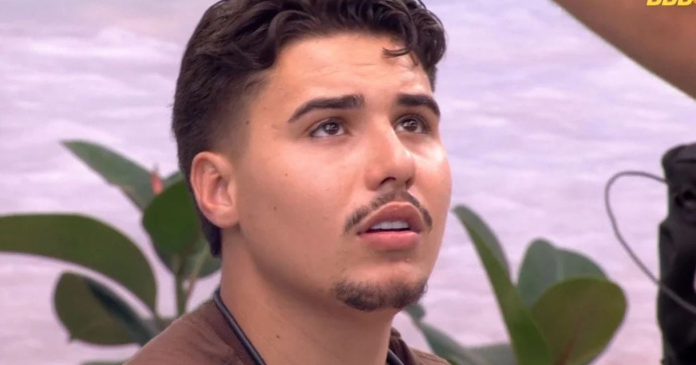 Urgente: Pedro aperta o botão e desiste do BBB26